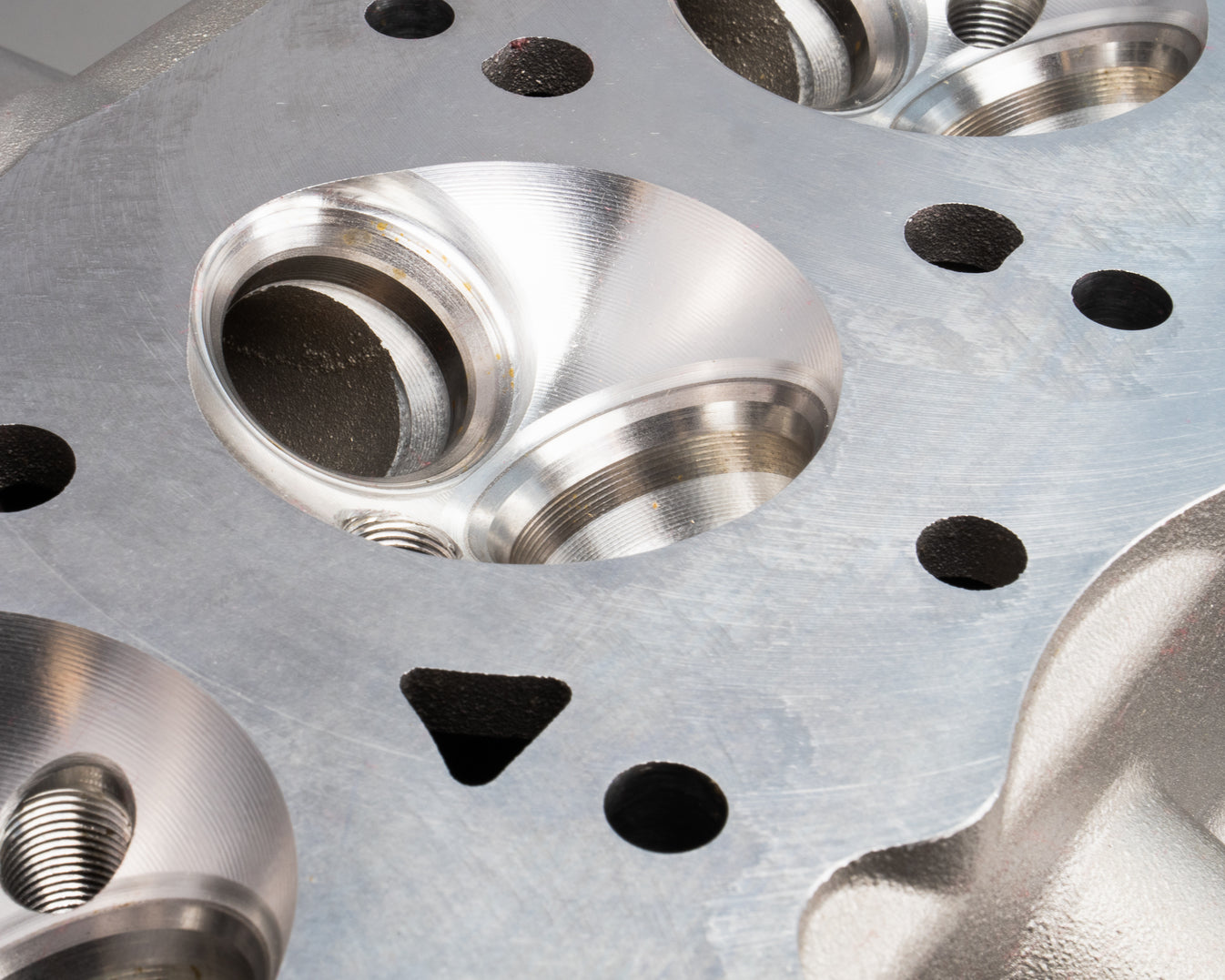 Lotus Twin Cam Weber Cylinder Head, Sprint Road Port w Seats and Guide ...